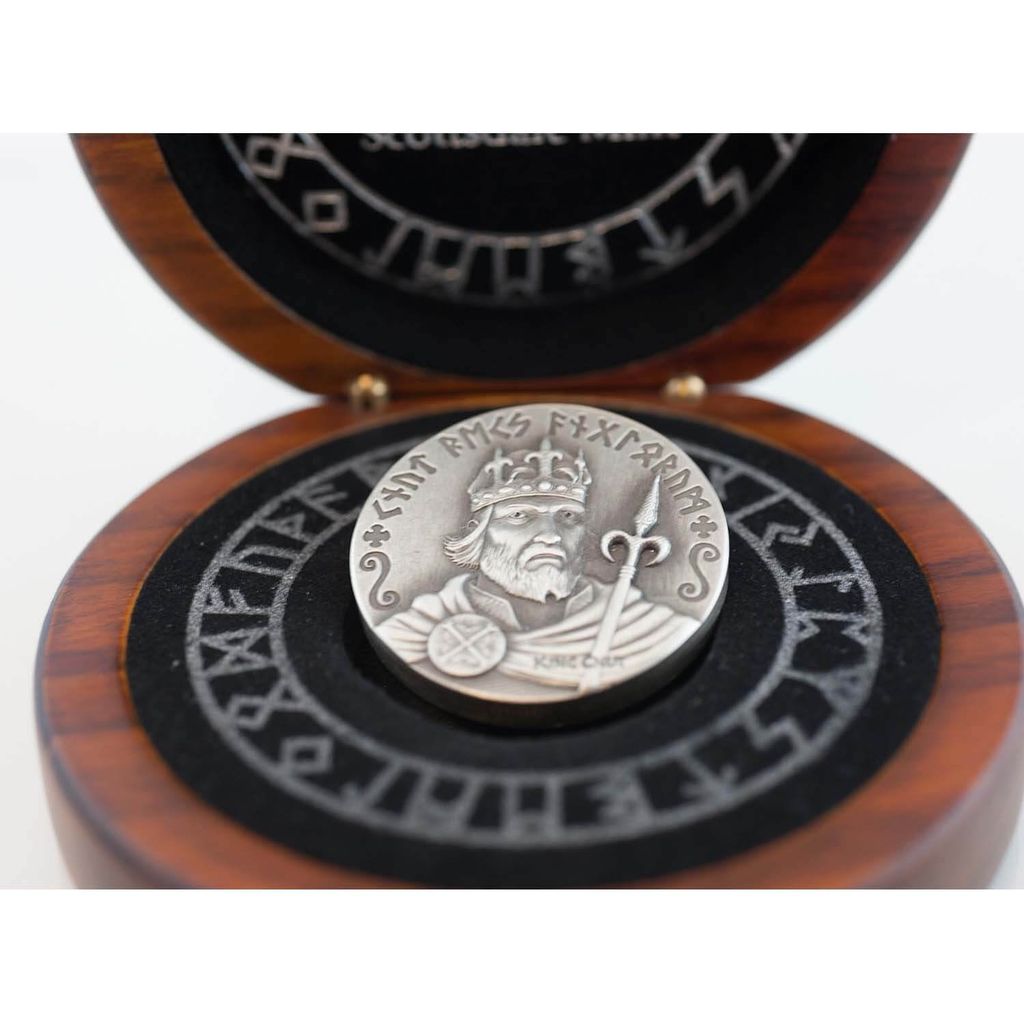 2015 Vikings | King Cnut 2 Oz Silver Coin