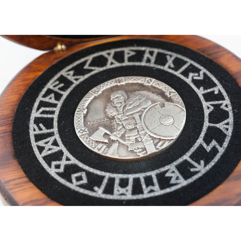2015 Vikings | Ragnar 2 Oz Silver Coin