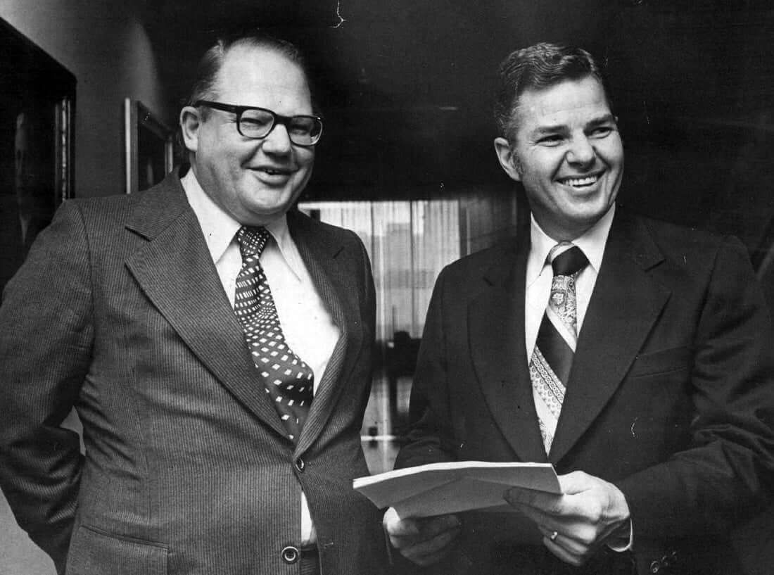 The Hunt Brothers: How Two Billionaires Broke the Silver Market ...